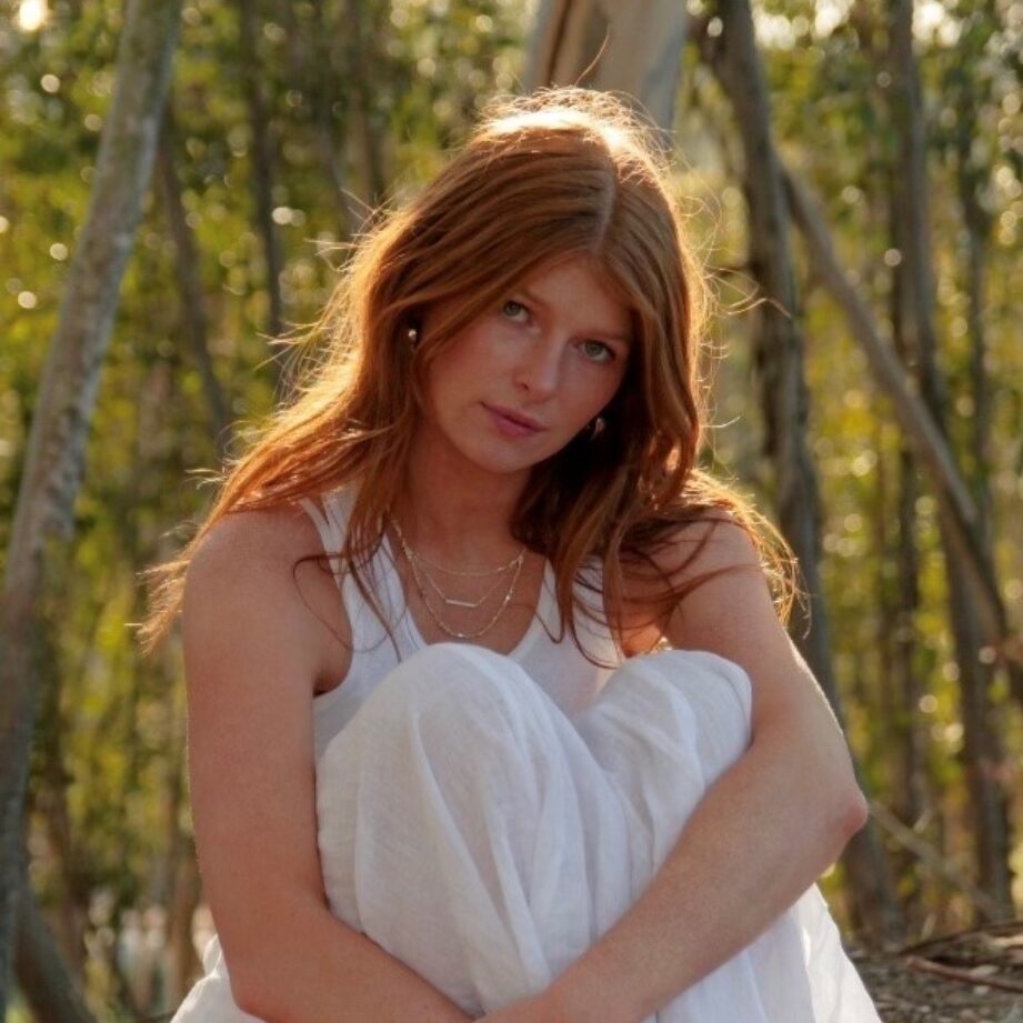 Elizabeth Cameron p/k/a Lizzy Cameron | Songwriters Hall of Fame