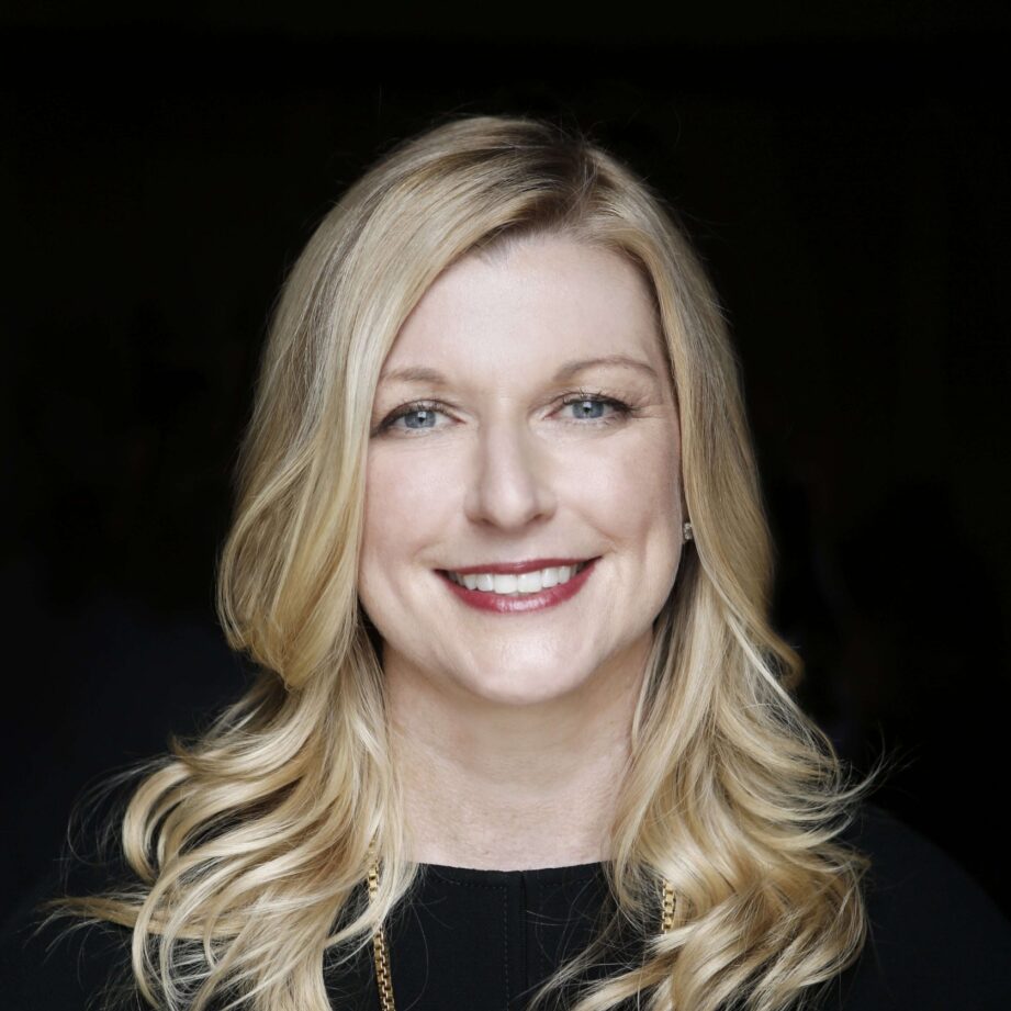 Elizabeth Matthews | Songwriters Hall of Fame